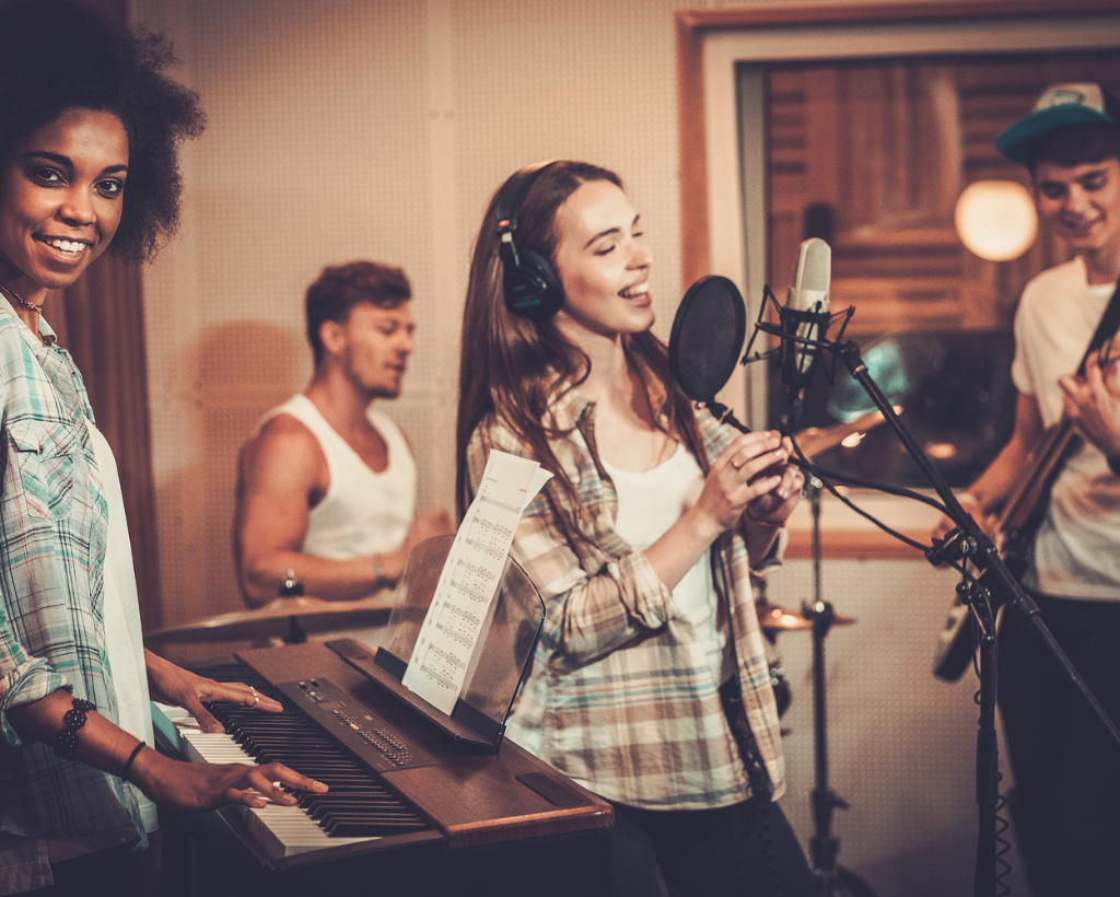 Remusic - AI Music Generator Online Free